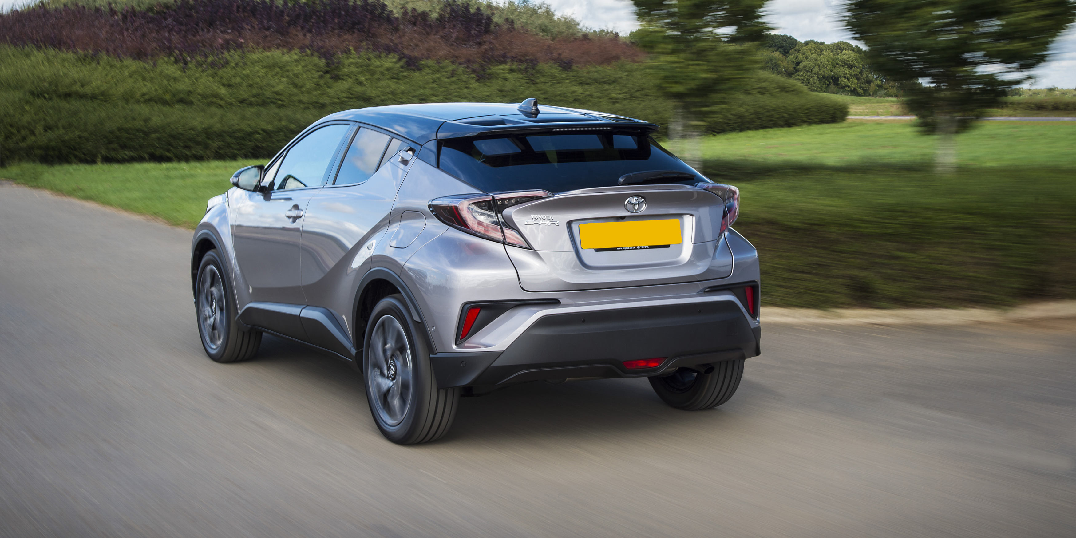 Toyota C-HR Review | carwow