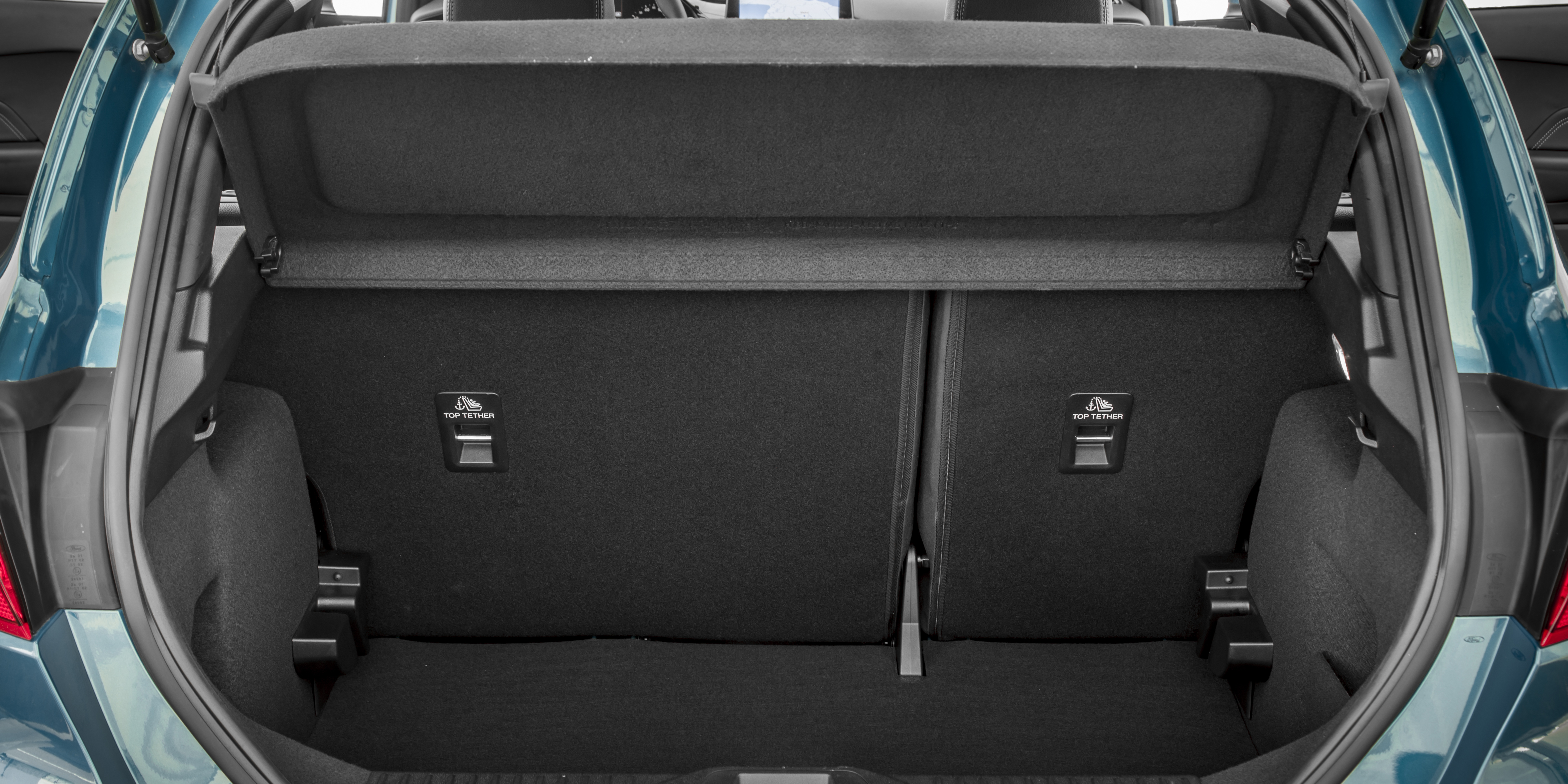 Ford Fiesta Review 2023 | Drive, Specs & Pricing | carwow