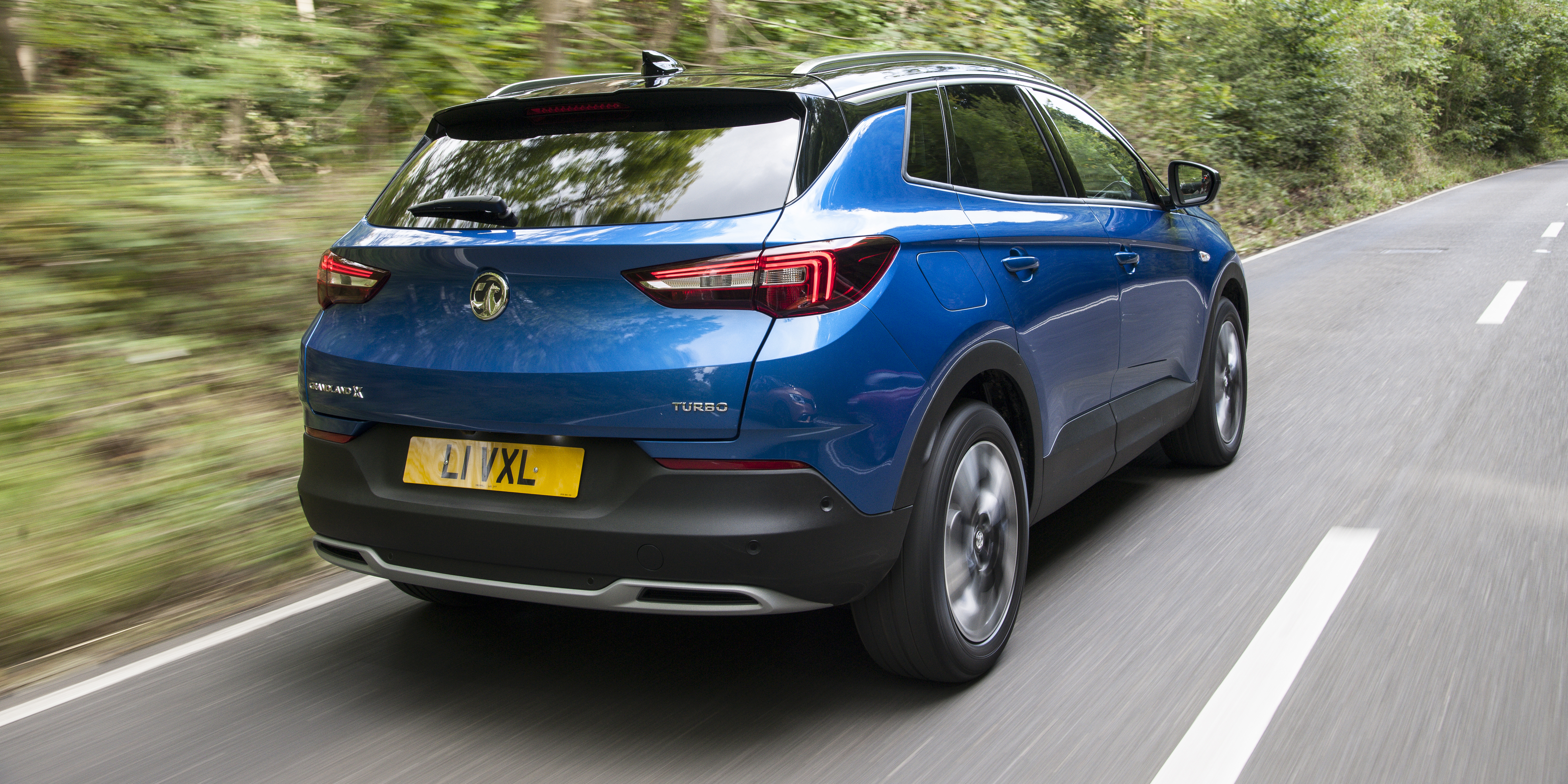 Vauxhall Grandland X Review | carwow