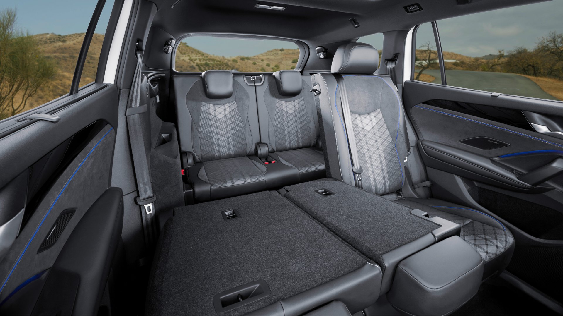 New Volkswagen Tayron revealed: seven-seat SUV to go head-to-head with ...