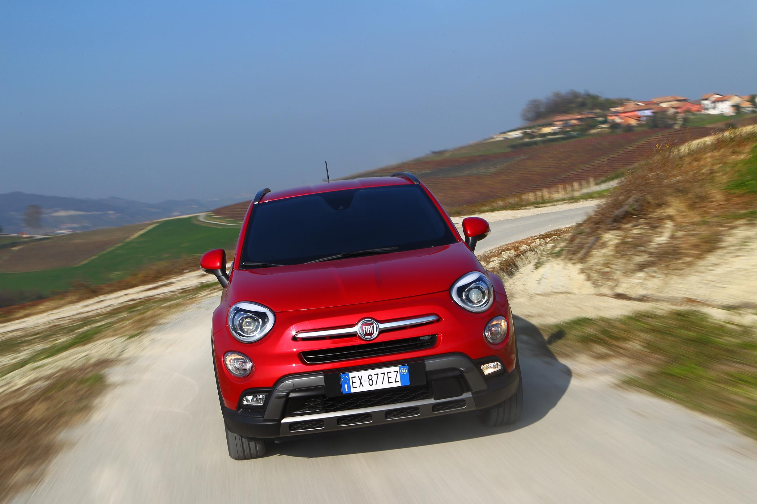 Fiat 500X Review | carwow