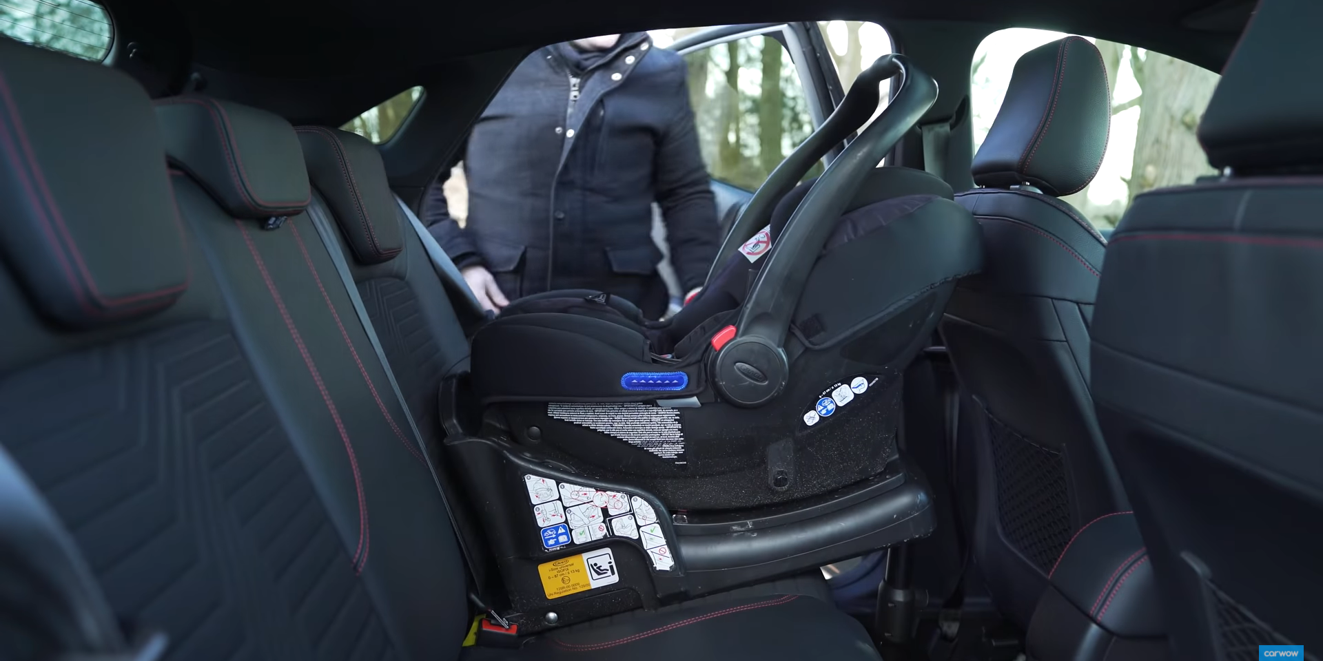 Ford Puma Review 2022 | Drive, Specs & Pricing | carwow