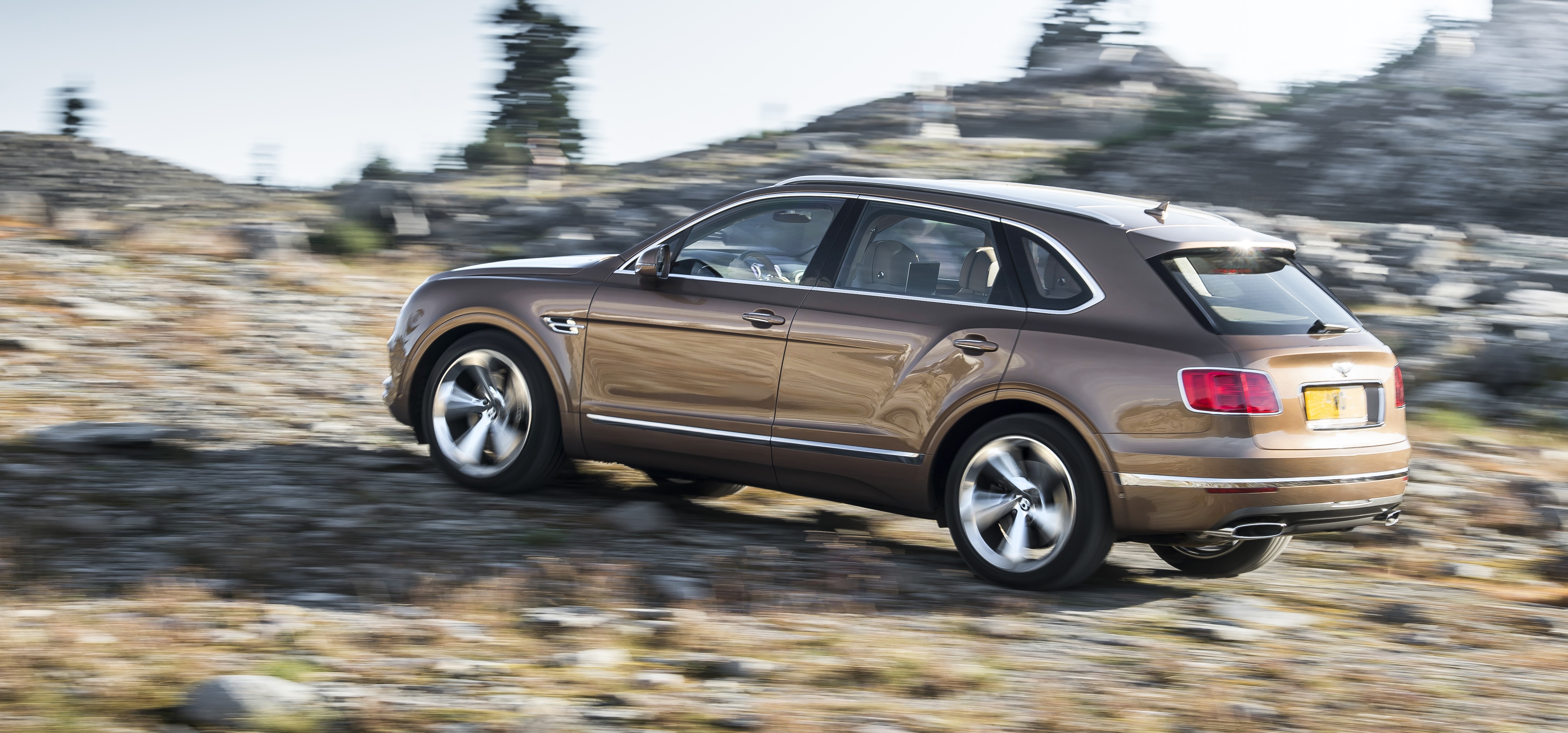 Bentley Bentayga Review | carwow