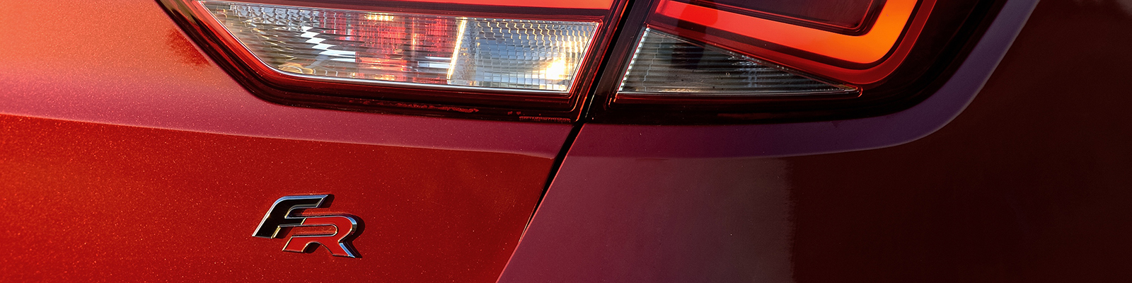 What is SEAT FR trim? Is it worth it? | carwow