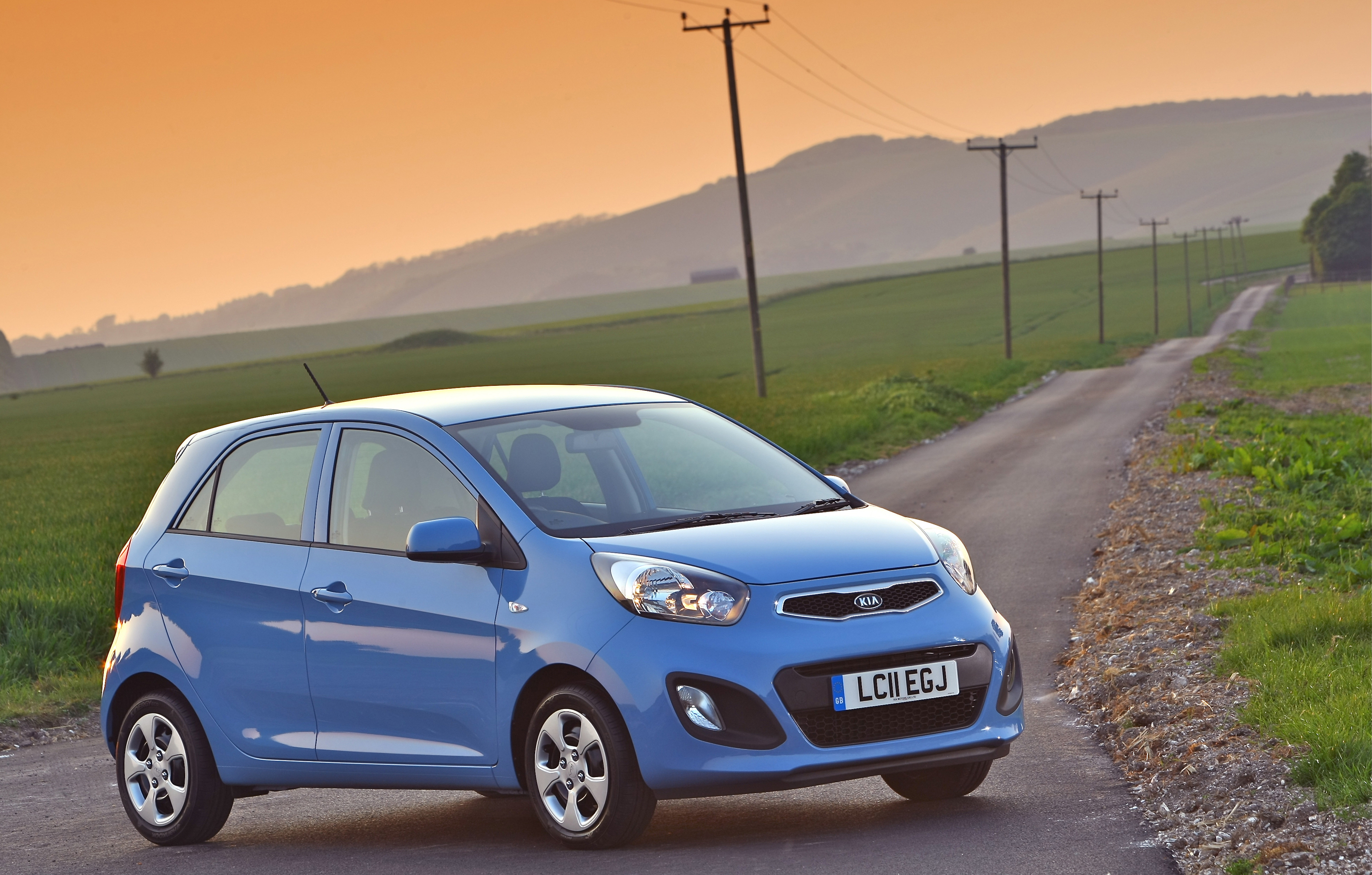Kia Picanto Review | carwow