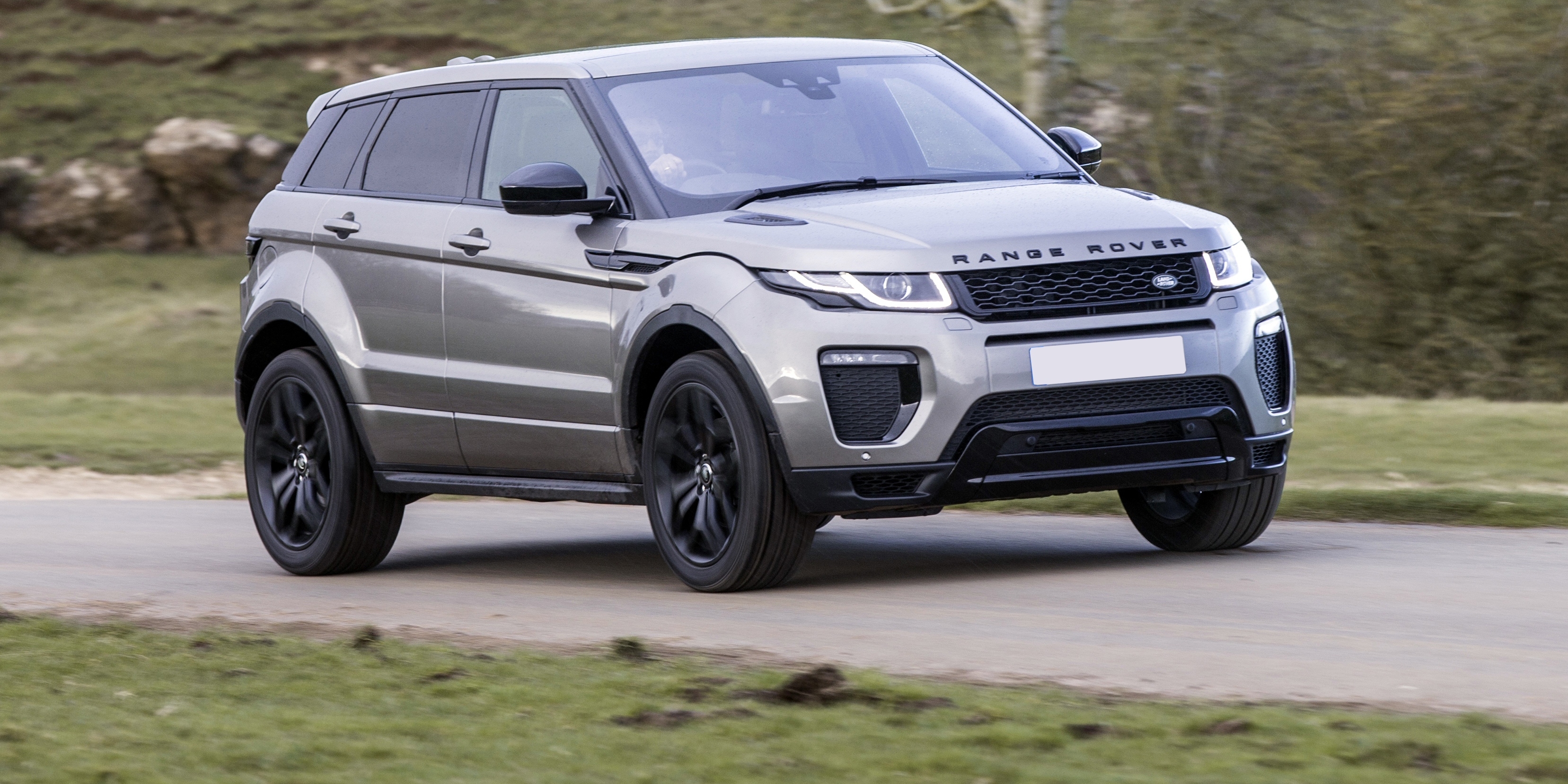 Range Rover Evoque Review | carwow