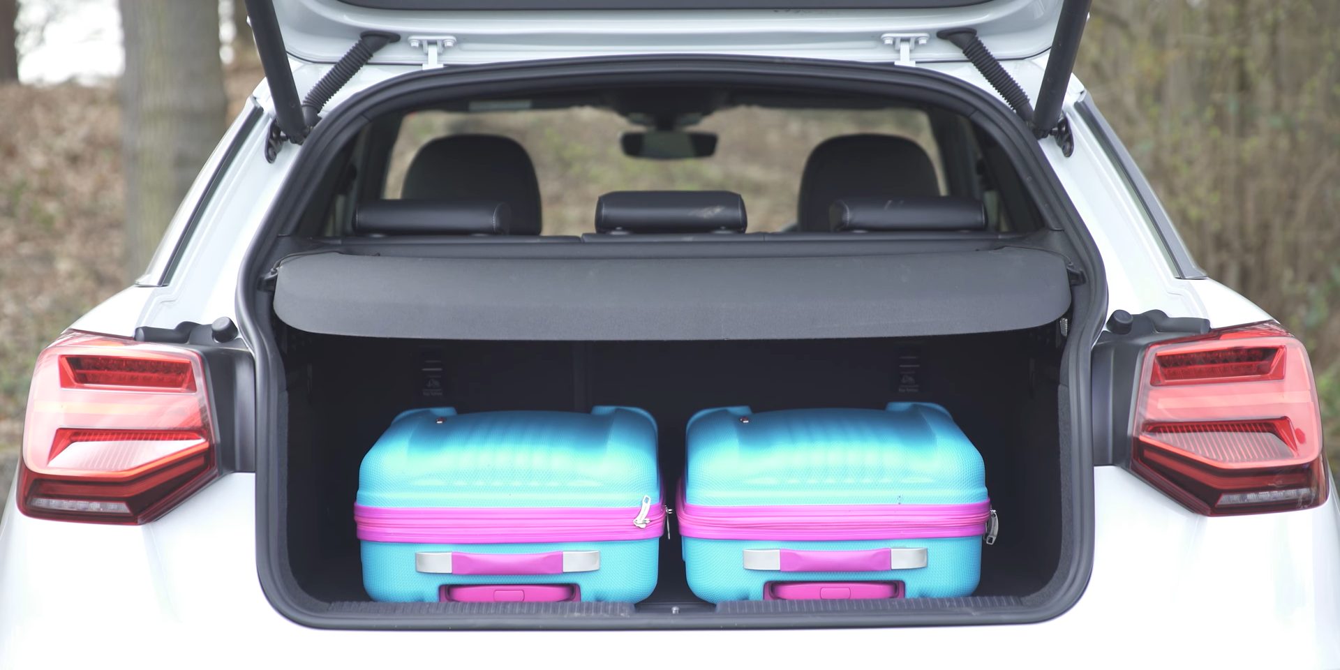 Audi Q2 Review 2022 | Drive, Specs & Pricing | carwow