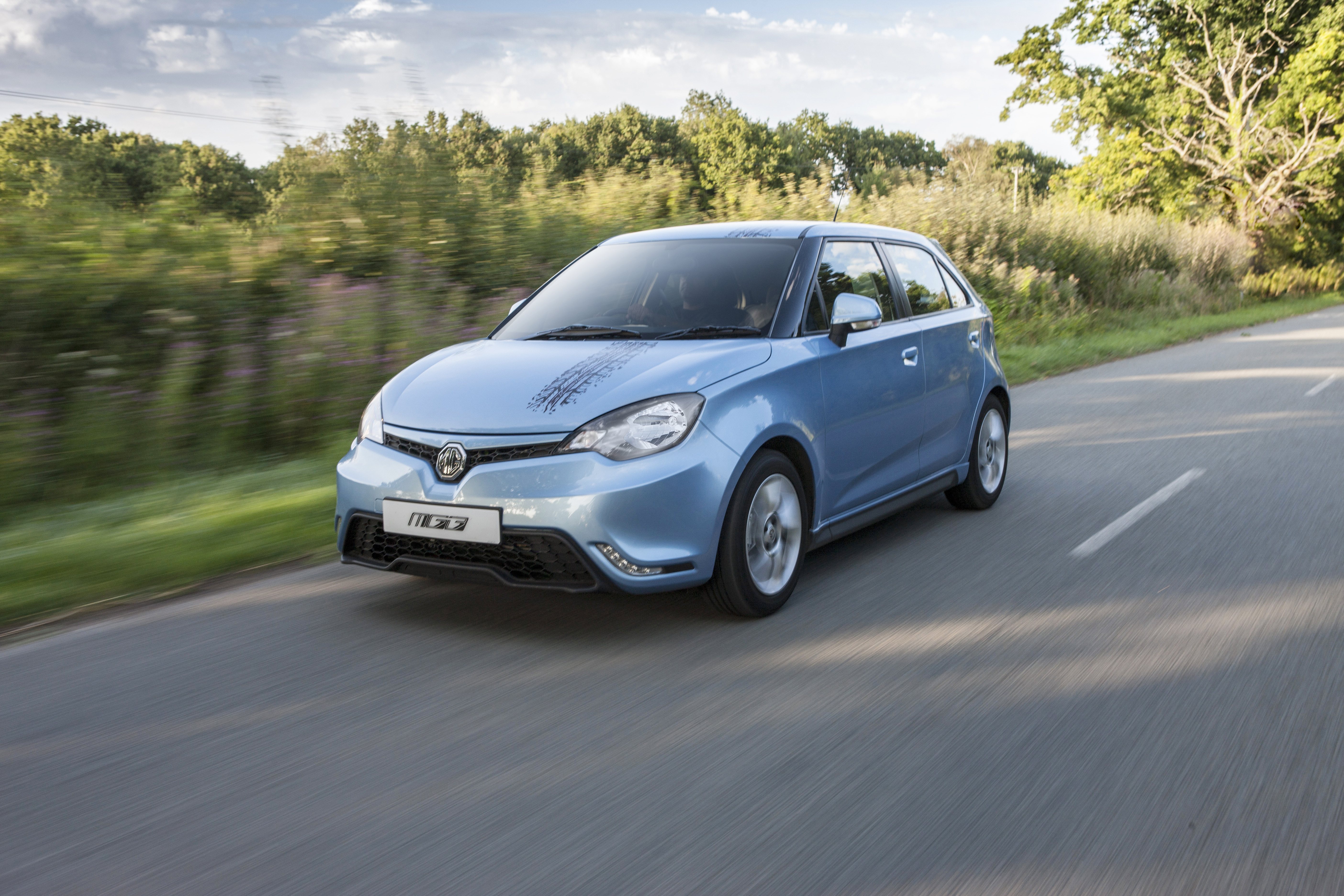 New MG MG 3 Review | carwow