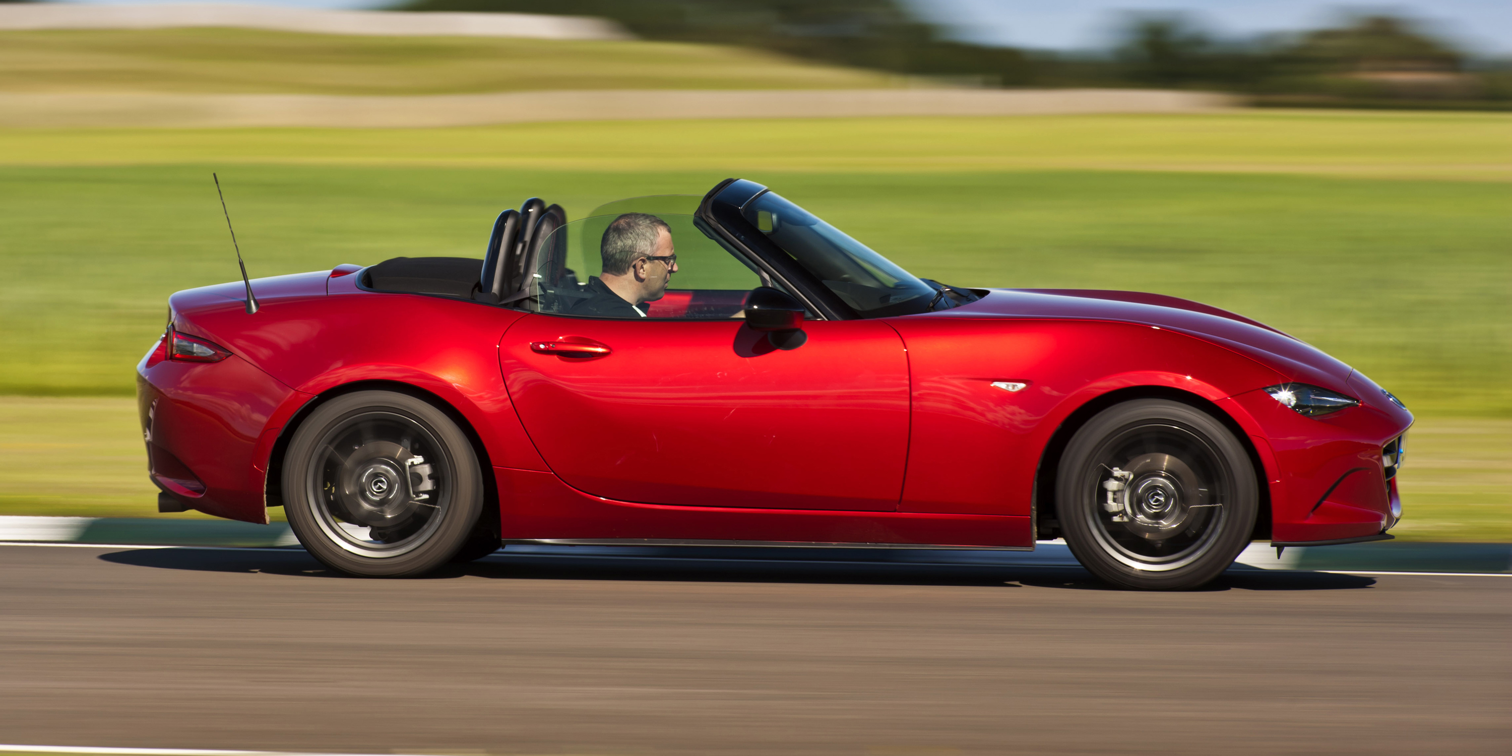 Mazda MX-5 Specifications | carwow