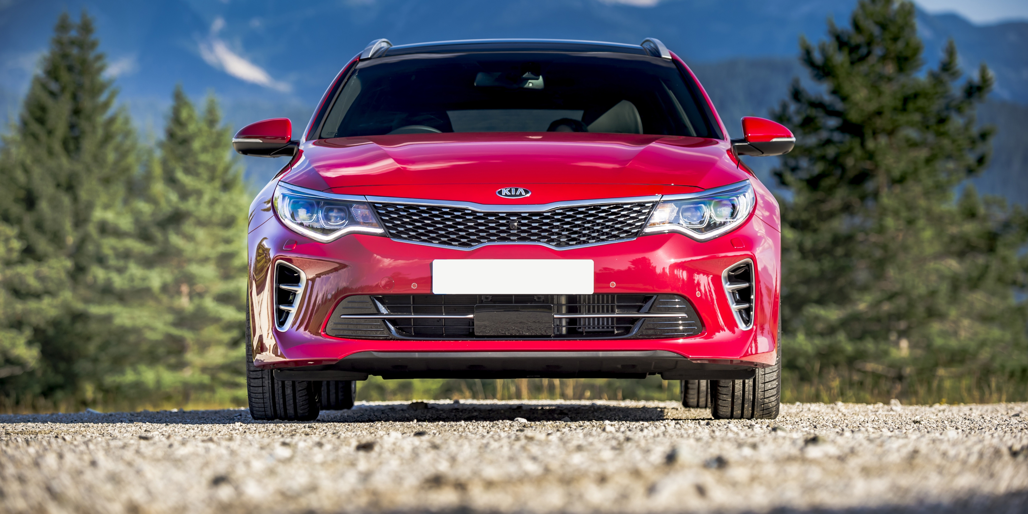 Kia Optima SportsWagon Review | carwow