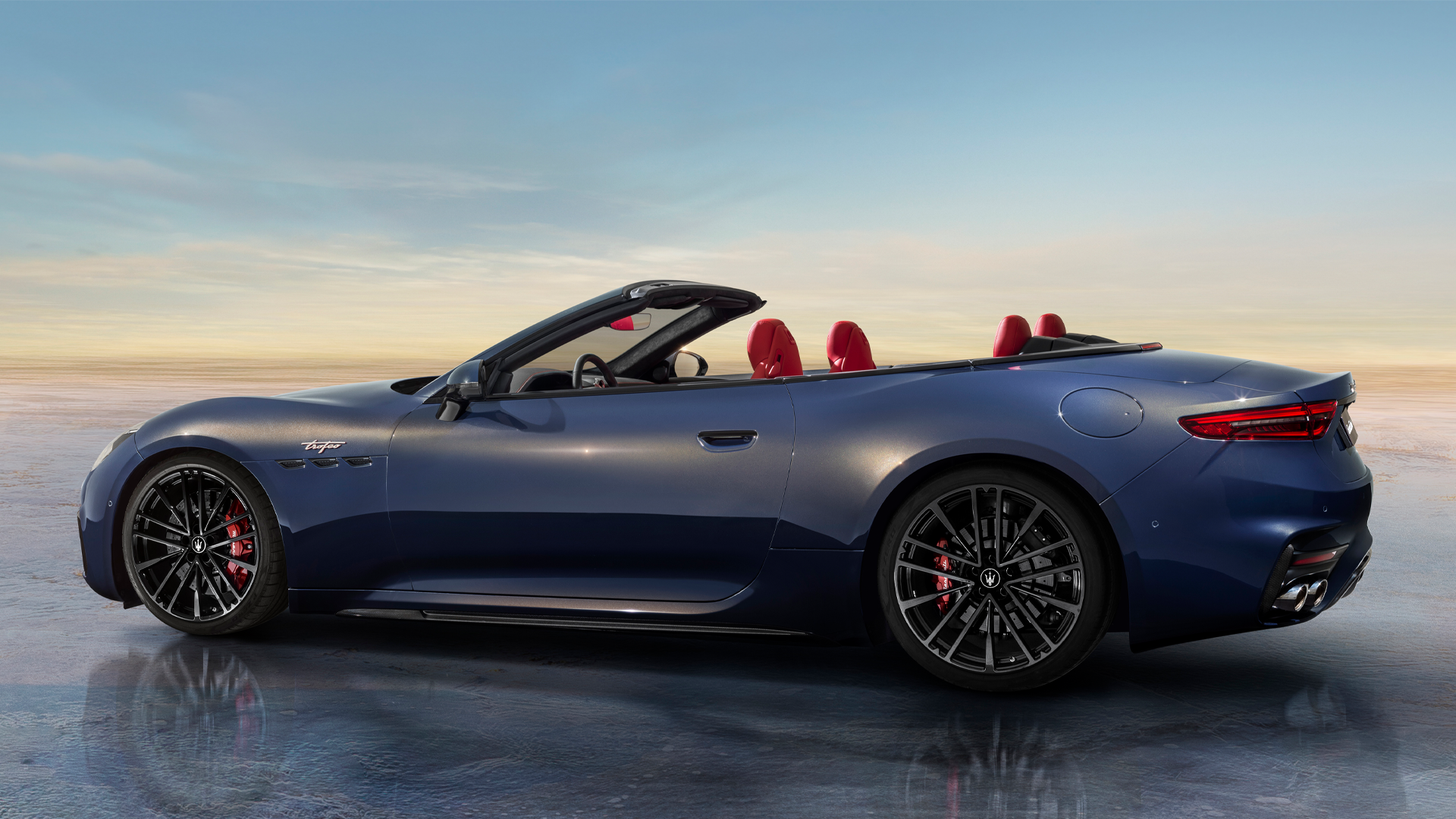 The new Maserati GranCabrio is a very expensive BMW M4 alternative | Carwow