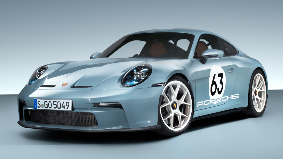 New Porsche 911 S/T revealed: price and specs | Carwow