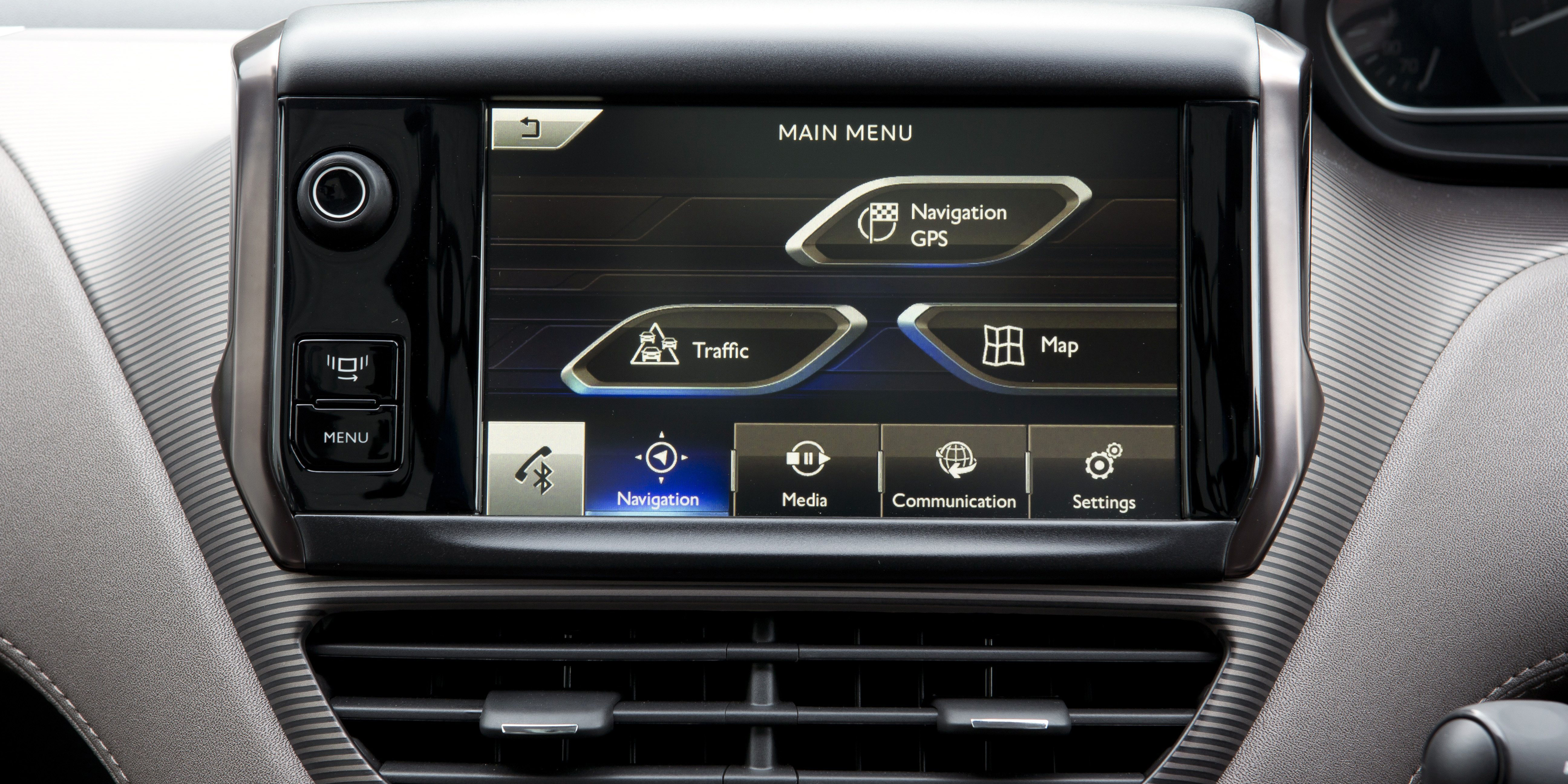 Peugeot 2008 Review | carwow