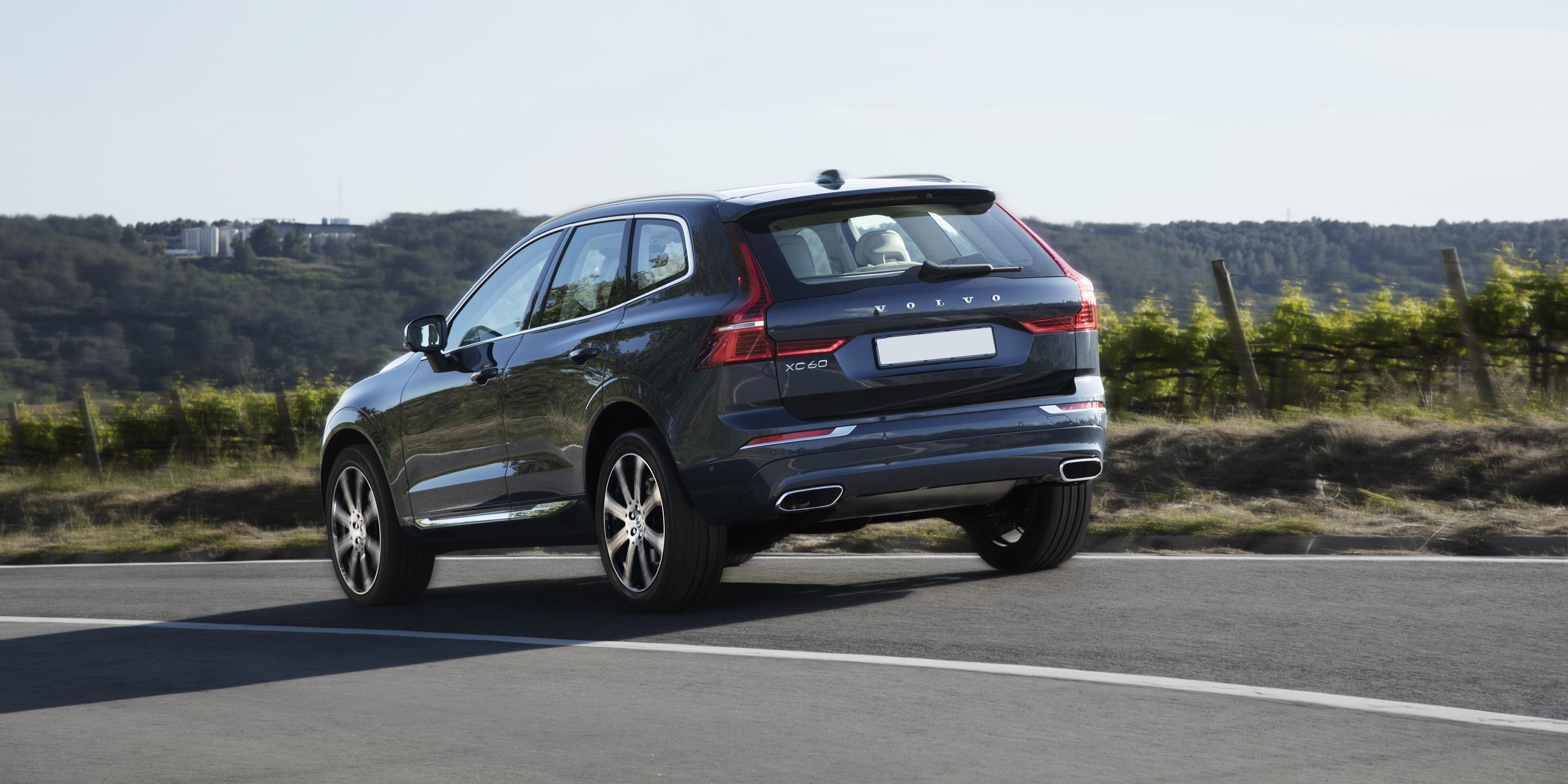 Volvo XC60 2017 Review | carwow