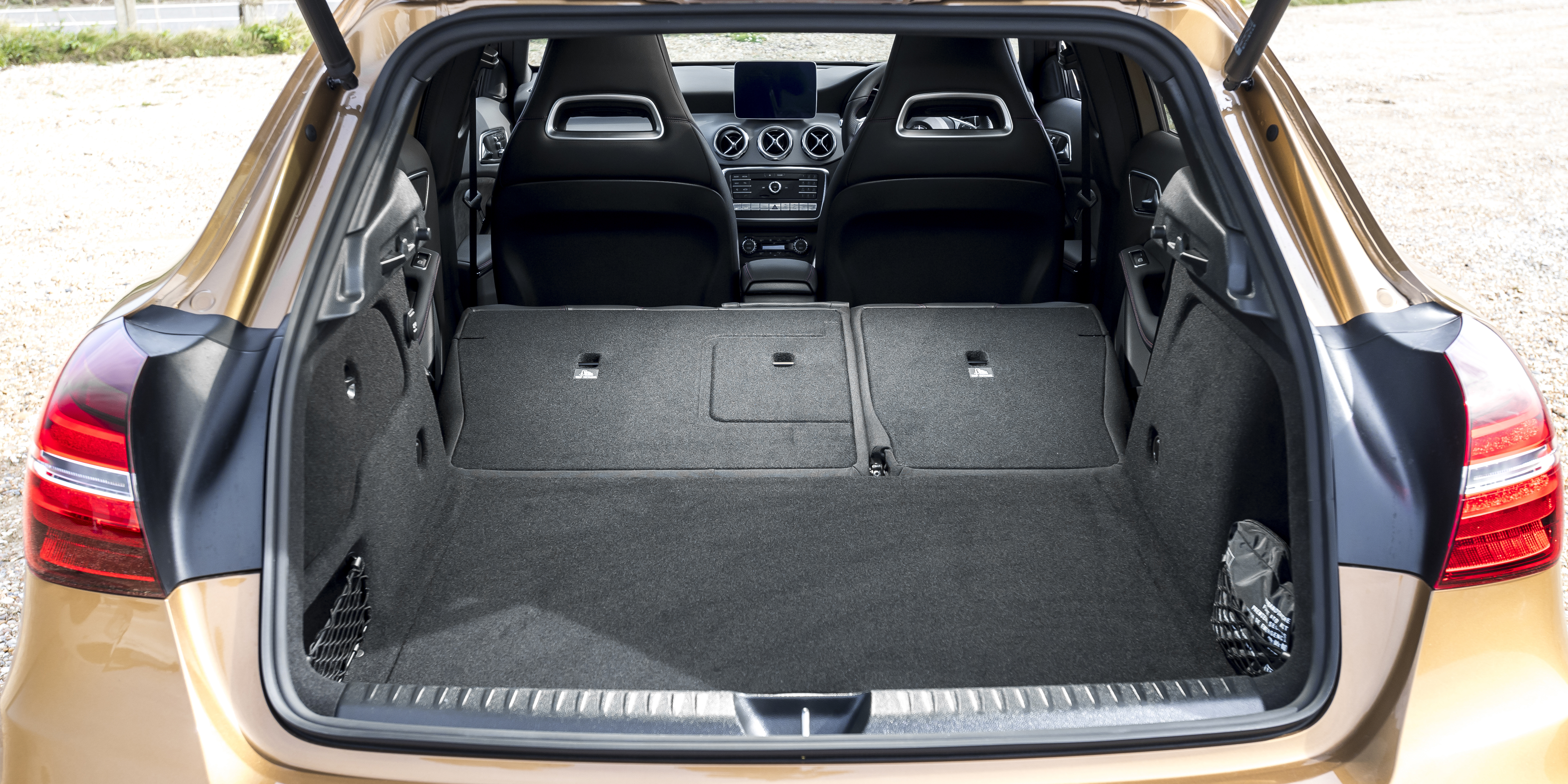 Mercedes GLA Review | carwow