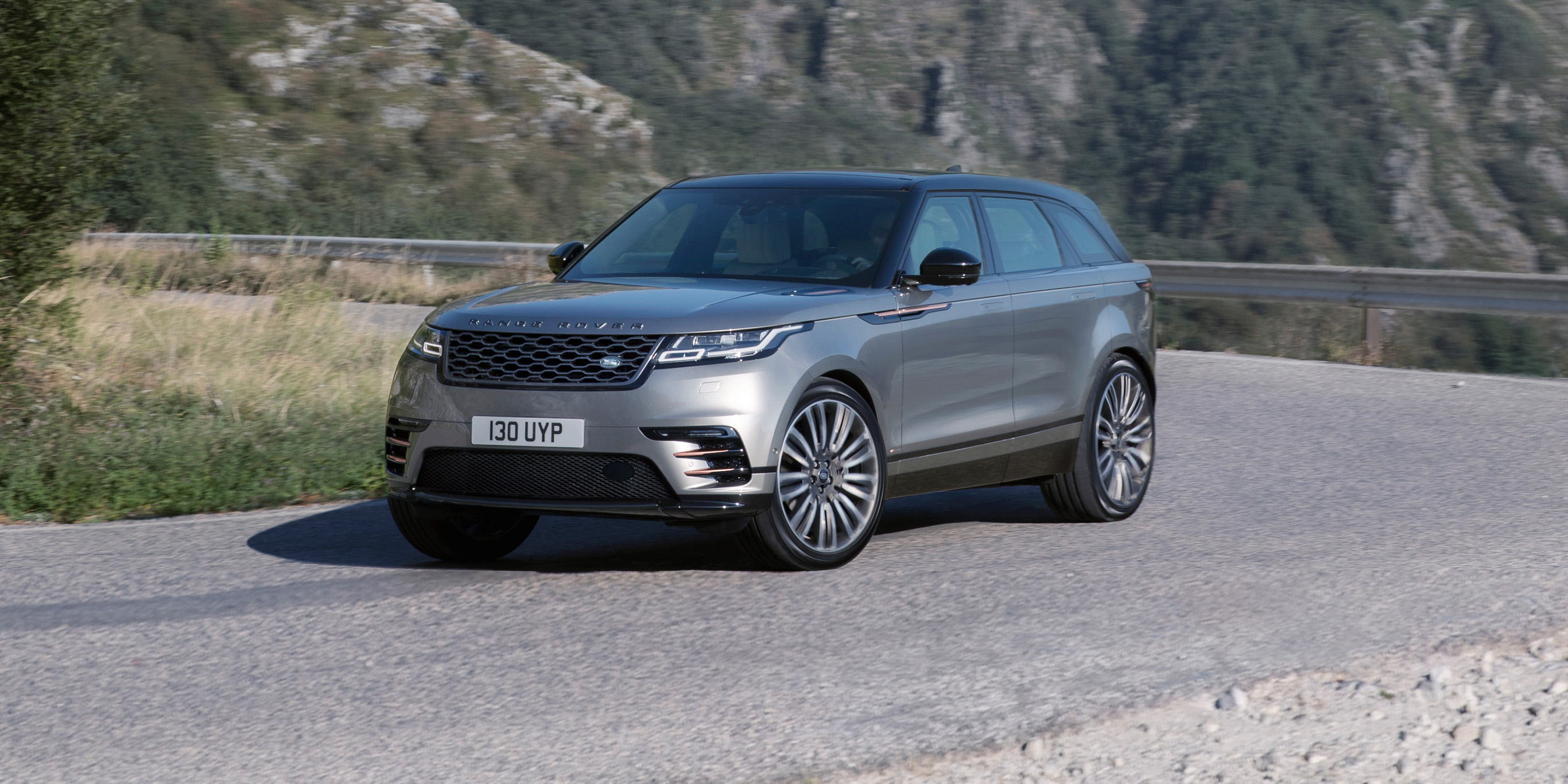 Land Rover Range Rover Velar Review | carwow